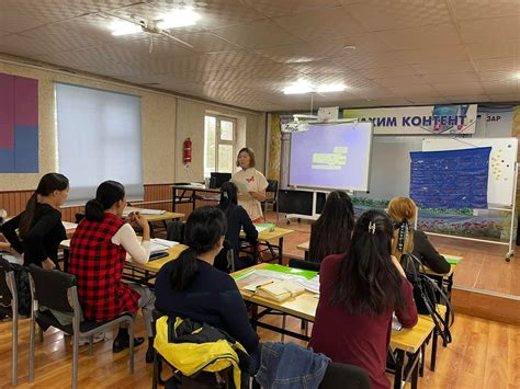 Англи хэлний зуны эрчимжүүлсэн сургалтад 517 багш хамрагдаж байна