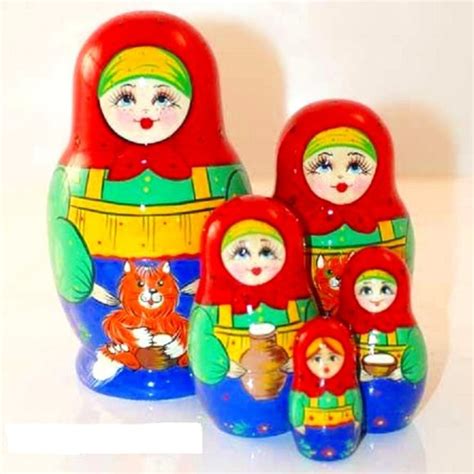 Matryoshka Toys Nwt Russian Nesting Dolls Matryoshka 5 Pcs With Red