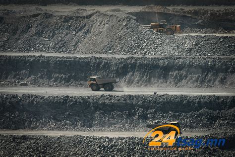 Уурхайн ажилчдын ээлж солих ажиллагааг тодорхой бус хугацаагаар хойшлууллаа