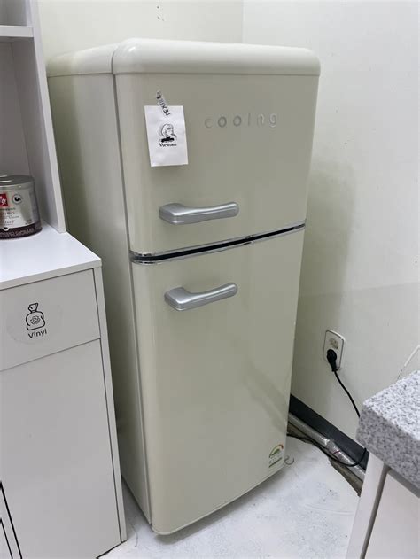 쿠잉 레트로 냉장고 당근 중고거래