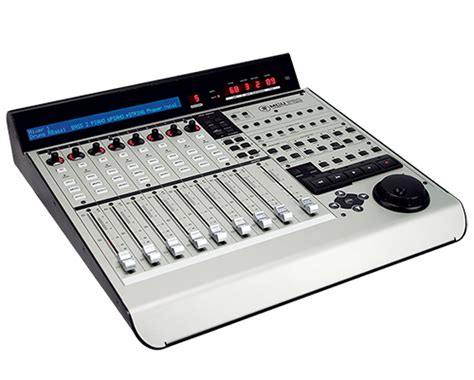 MCU Pro Universal Control Controllers MACKIE