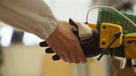 Neuromorphic Sensor Fusion Grants Robots Precise Sense Of Touch Ee