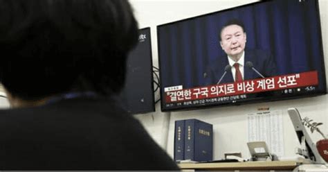 왜 사람들은 이상한 음모론에 빠져들까