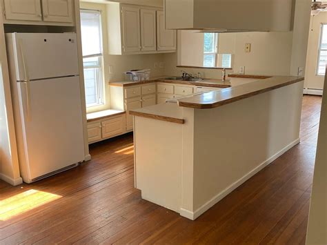 384 Metacom Ave Floor 2 Warren Ri 02885 Zillow