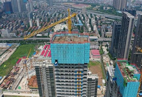 媒体中心 中信泰富滨江金融城24号地块提前全面封顶