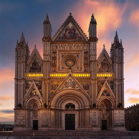 8 Glorious Gothic Cathedrals To Visit Before You Die