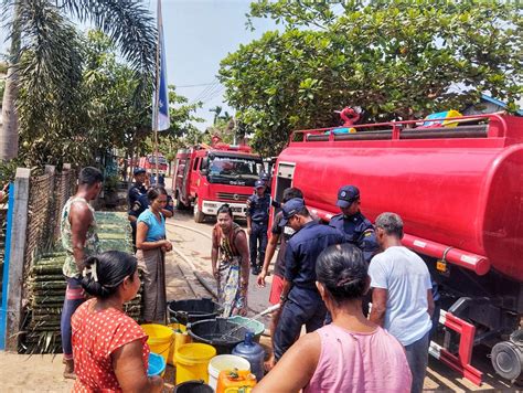 မုဒုံမီးသတ်တပ်ဖွဲ့က ၇၈ နှစ်မြောက် မြန်မာနိုင်ငံမီးသတ်တပ်ဖွဲ့နေ့ကို ကြိုဆိုဂုဏ်ပြုသောအားဖြင့