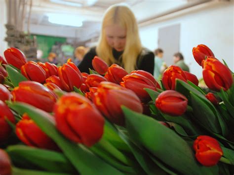 ქალთა საერთაშორისო დღე 8 მარტი ისტორია და ტრადიციები 08 03 2023 ს Sputnik საქართველო