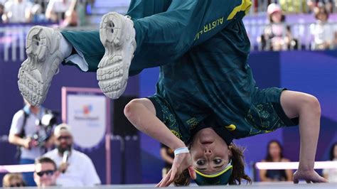Raygun Defends Record As Australias Best Breakdancer Bbc News