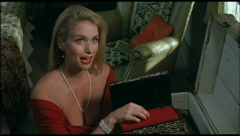 Donna Dixon Nude Pics Página 1