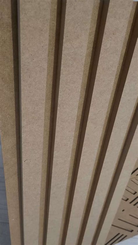 Стеновые панели реечные Дуб на черном натуральный шпон рейки декоративные на стену 680х505 4