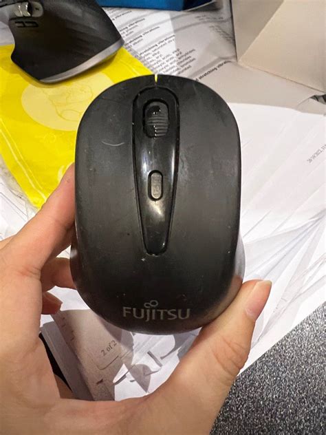 Fujitsu Wireless Mouse 無線滑鼠 電腦＆科技 電腦周邊及配件 電腦滑鼠及相關產品 Carousell