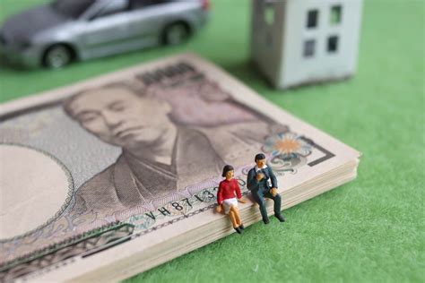 退職時には健康保険の手続きを 最大2年まで元の勤め先の保険に継続加入可能 マネーポストweb