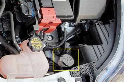 더뉴스파크쉐보레 워셔액 보충하기