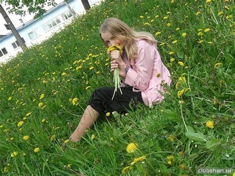 12858devochki V Shortah 03 Шорты фото