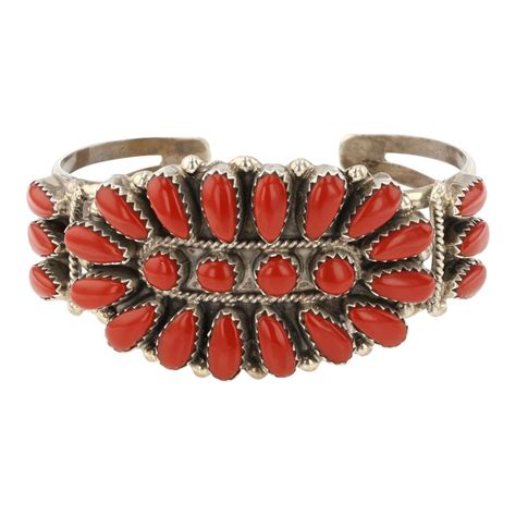 Lot Louise Morgan Block Cluster Bracelet