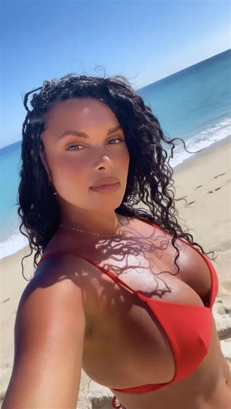 Joy Taylor Shows Off Stunning Bikini Beach Body As Angelic Fox Host Declared A Work Of Art