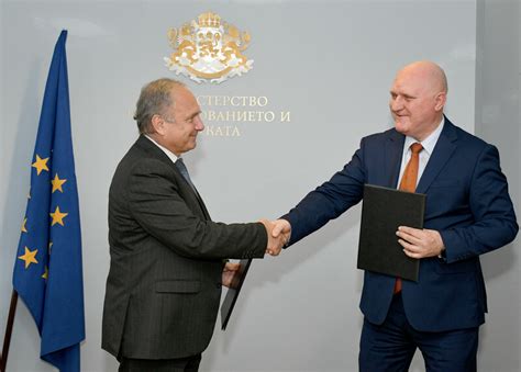 Над 75 000 деца и родители с подкрепа по проект „Силен старт