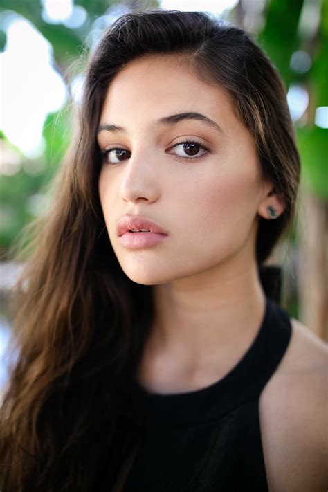 Raven Haired Beauty Rbeautifulfemales