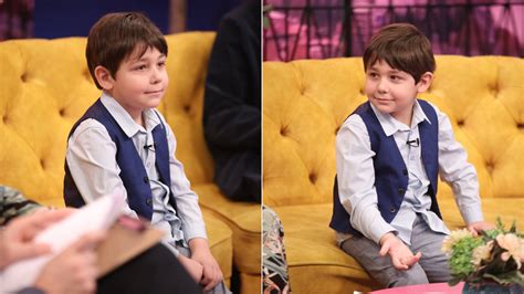 ვიდეო 5 წლის გენიოსი რომელიც ჯერ პირველ კლასშიც არ არის მაგრამ მეთერთმეტე კლასის მათემატიკა