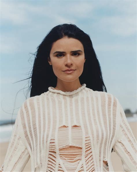 Anna Announces Debut Album Drop Date With Single Release