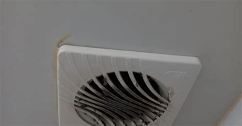 리뷰 보다가 비용이 저렴한데 친절하시다는 말에 후다닥 연락드렸습니다 설명도 잘해주시고 친절하시고 빠른 시간으로 교체해주셨습니다~ 숨고 숨은고수