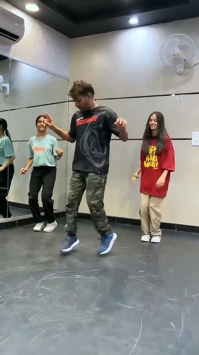 Basic Dance Steps 😺 Dance Dancetutorial Dancevideo Annualfunction Viralvideo Shorts