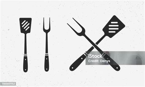 바베큐 아이템 세트 그릴과 바베큐 용품 그릴 포크와 주걱 세트 로고 포스터 엠블럼바베큐 디자인 요소 벡터 일러스트레이션 강철에 대한 스톡 벡터 아트 및 기타 이미지 Istock