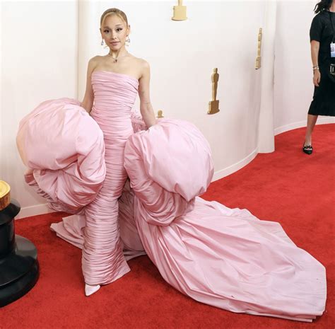 The Best No Makeup Makeup Looks Modeled By Celebrities Marie Claire