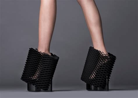 Hadid And Van Berkel Create 3d Printed United Nude Shoes