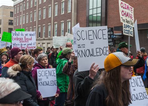 By Framing Errors Differently Reporters Can Bolster Trust In Science