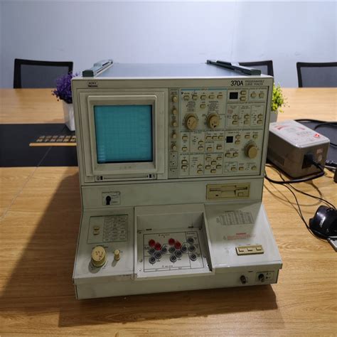 详情资料tektronix 370a370b曲线示踪器 哔哩哔哩