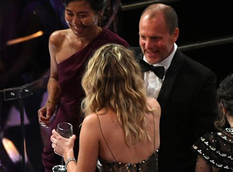 ნიკოლ კიდმანი სანდრა ბალოკი და მერილ სტრიპი დიდი ვარსკვლავების შეხვედრა “ოსკარზე” კვირა