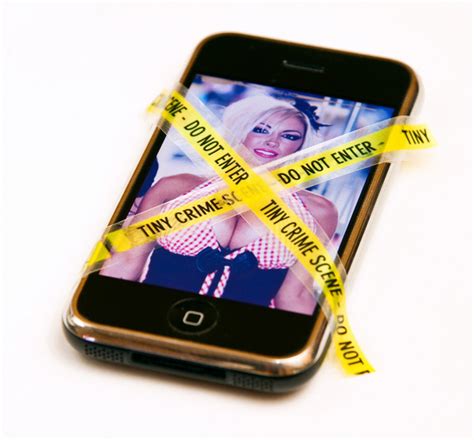 폴리스 라인같은 셀로판 테이프