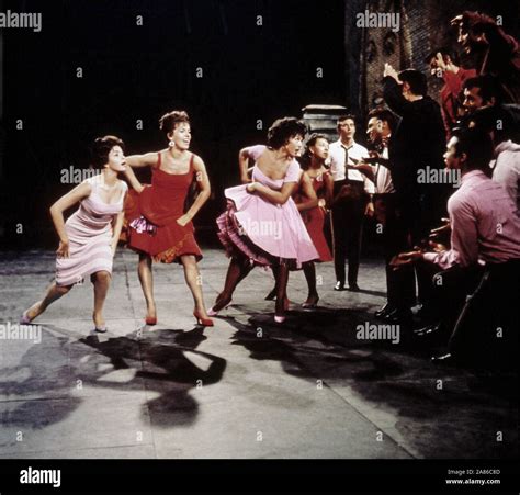 West Side Story 1961 Rita Moreno Fotos Und Bildmaterial In Hoher