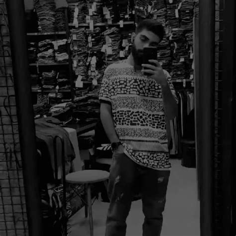 Aryan Aryandeveloper • Threads Say More