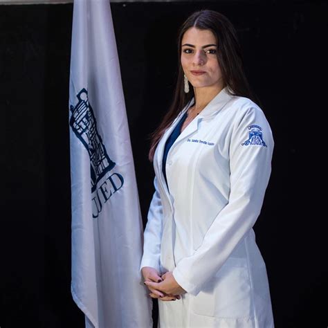 Dra Sandra Treviño V