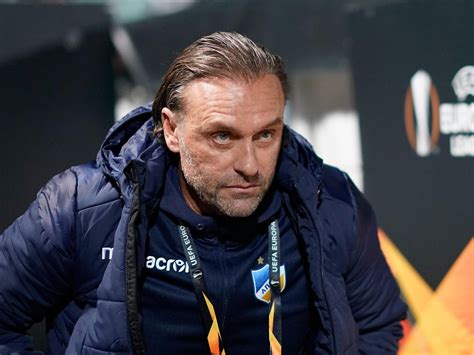 Entlassung In Nikosia Darum Flog Doll Auf Zypern Raus