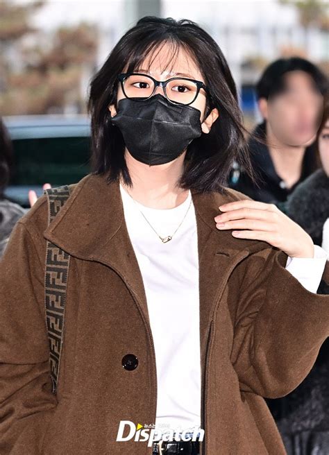 [현장포토] 눈만 봐도 예뻐…안유진 청순 교과서 디스패치 뉴스는 팩트다