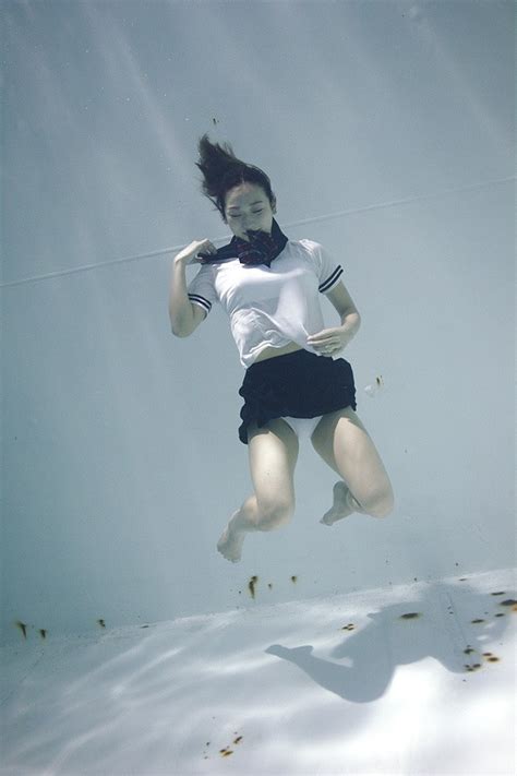 Sexy Underwater Photography Is Now A Thing Fooyoh Entertainment