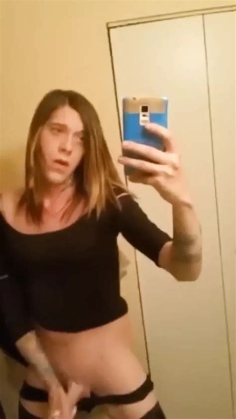 Sexy Shemale Masturbating Amateur Amateur Porn Feat Carmenmelatonin