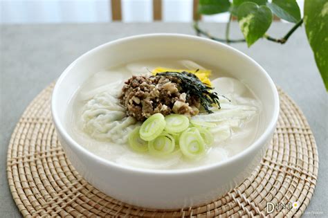 떡국 맛있게 끓이는법 꾸미 올려서 담백하게 네이버 블로그