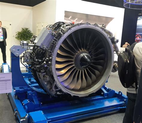 Двигатели ПД 8 для региональных самолётов Sj 100