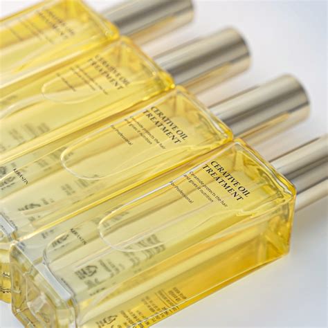 피엘코스메틱 건강하고 향기로운 자연유래 오일 담은 헤어에센스 건조함을 예방하고 수분을 꽉 잡아주는