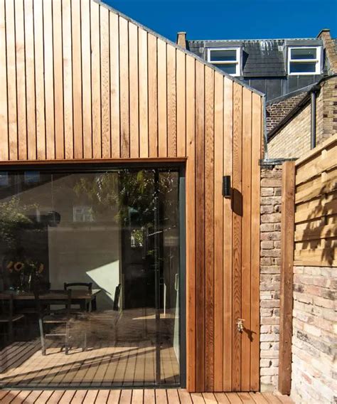 Larch Cladding Boards Battens Bt Mge Uk