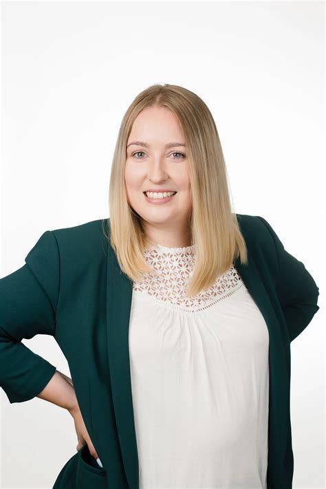 Squamish Vancouver Professional Headshots — Ashley Drody Photography Vancouver Lifestyle