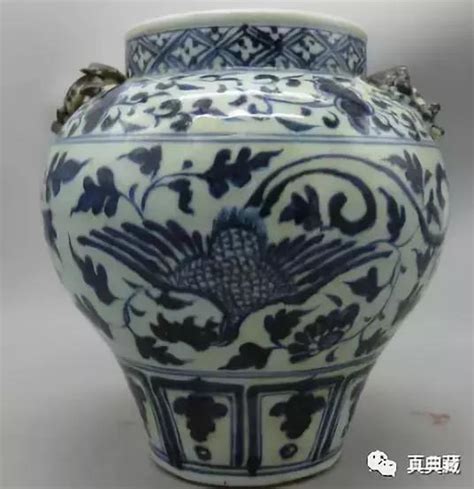 第四届澳门艺术博览会精品推荐元青花凤穿花纹兽耳罐