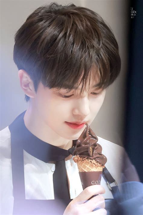 더쿠 아이돌 홈마들이 올려준 송강 사진들