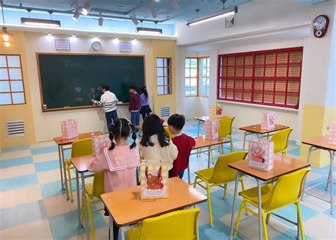 촬영 현장 교실 체육관 스튜디오 탱탱볼