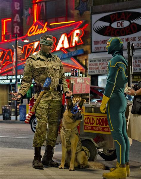 Kick Ass 2 Neue Bilder Von Chloe Moretz Und Jim Carrey